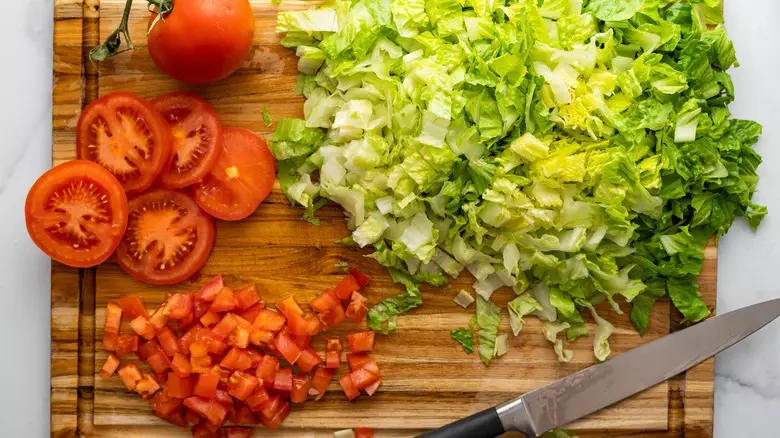 Salata verde tocata