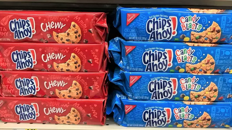 Chips Ahoy pob khoom hauv khw muag khoom noj