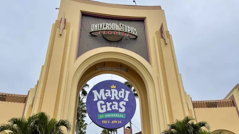 mardi gras universal studios orlando florida madfestival