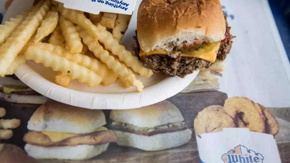 A burger ti White Castle