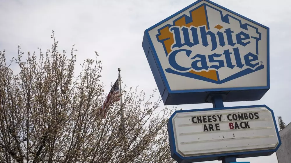 Skiltet uden for en White Castle-placering.