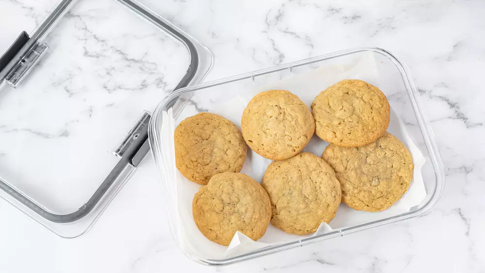 koekjes in luchtdichte verpakking