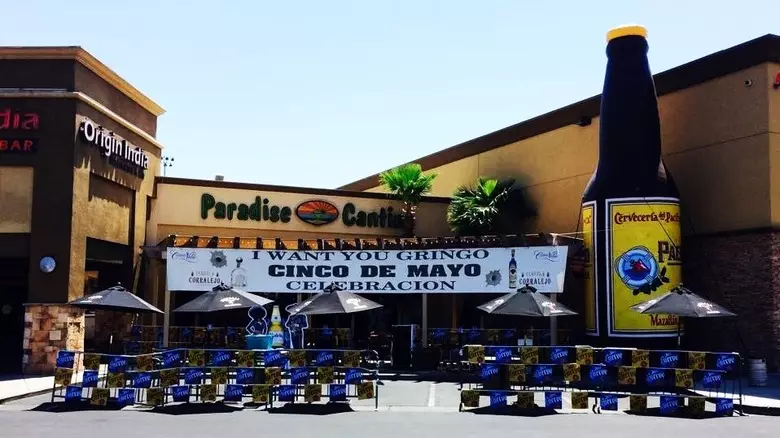 Pontšo ea Paradeise ea Cantina Cinco de Mayo