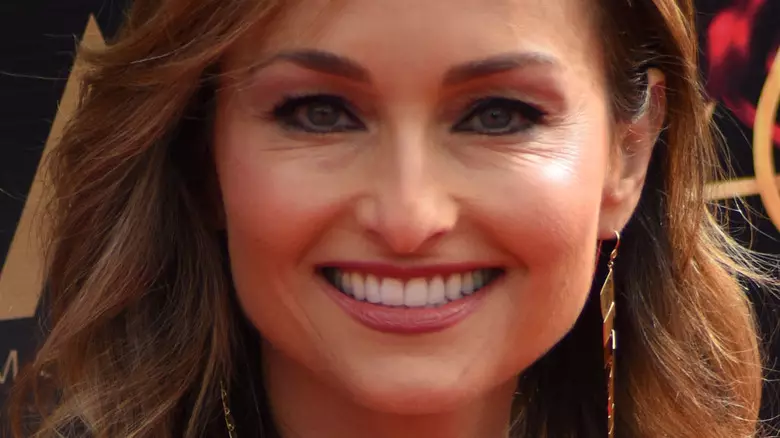 Giada De Laurentiis نىڭ باش سۈرىتى