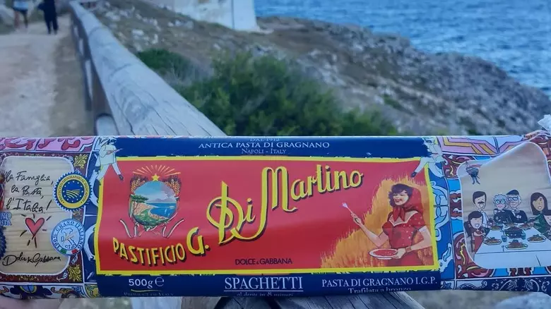 Pastificio Di Martino spagetti niexef fuq l-oċean