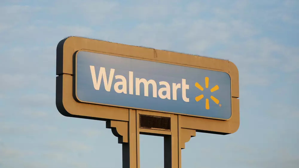 សញ្ញា Walmart និងមេឃ