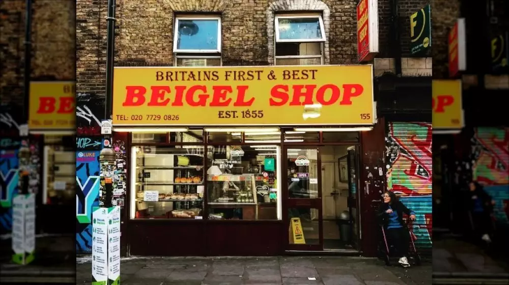 Beigel-butiko sur Brick Lane en Londono