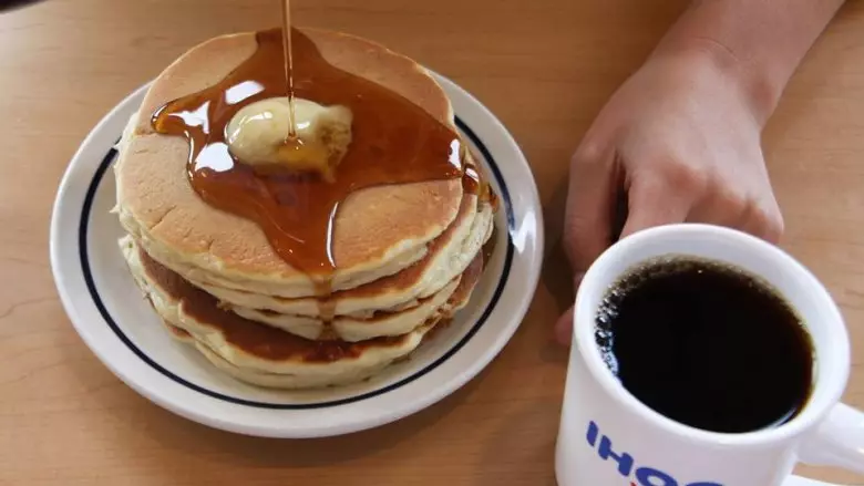 ihop पॅनकेक्स