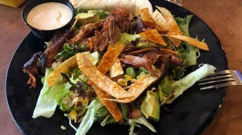 Salad gaya Santa Fe Buffalo Wild Wings