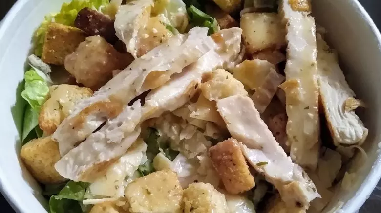 Chicken Caesar Salad von Buffalo Wild Wings