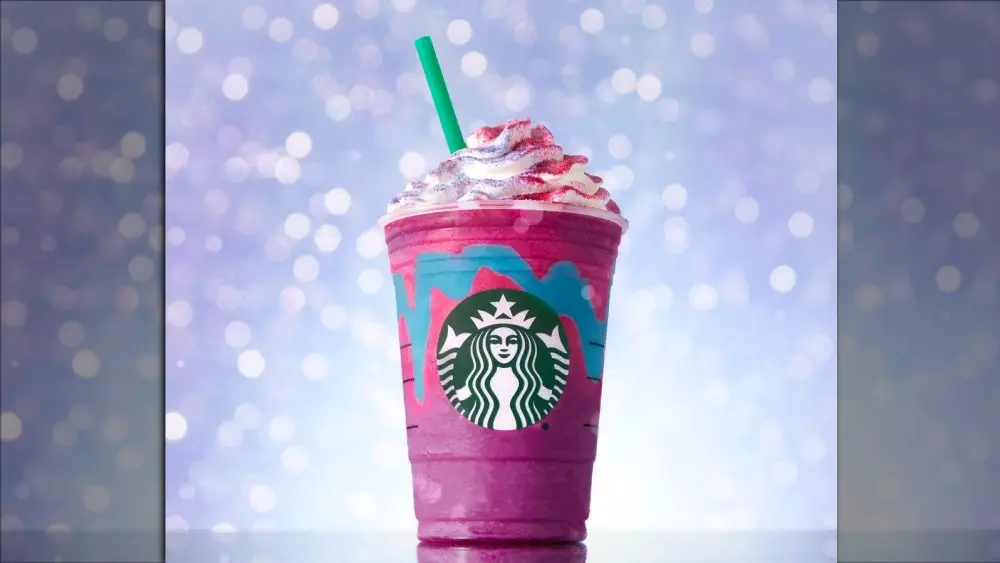 Unicorn Frappuccino gikan sa Starbucks