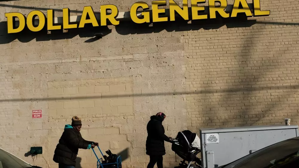 Pentsa birritan janaria erosi aurretik Dollar General-en