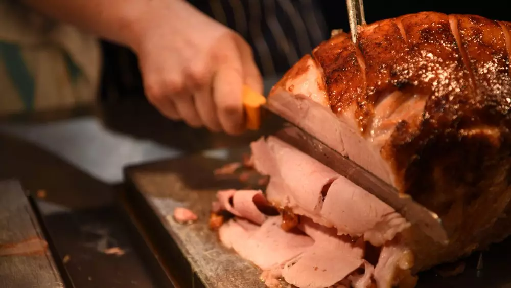 carving ham