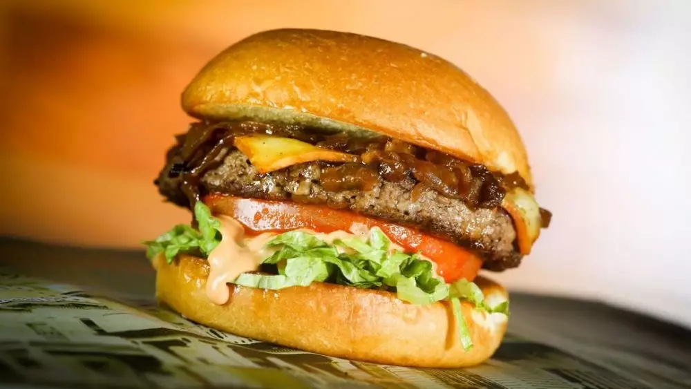 Boga ti ko ṣee ṣe Boga Wahlburgers veggie burger