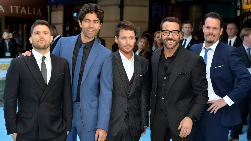 Актьорски състав на Entourage, базиран на живота на Марк Уолбърг