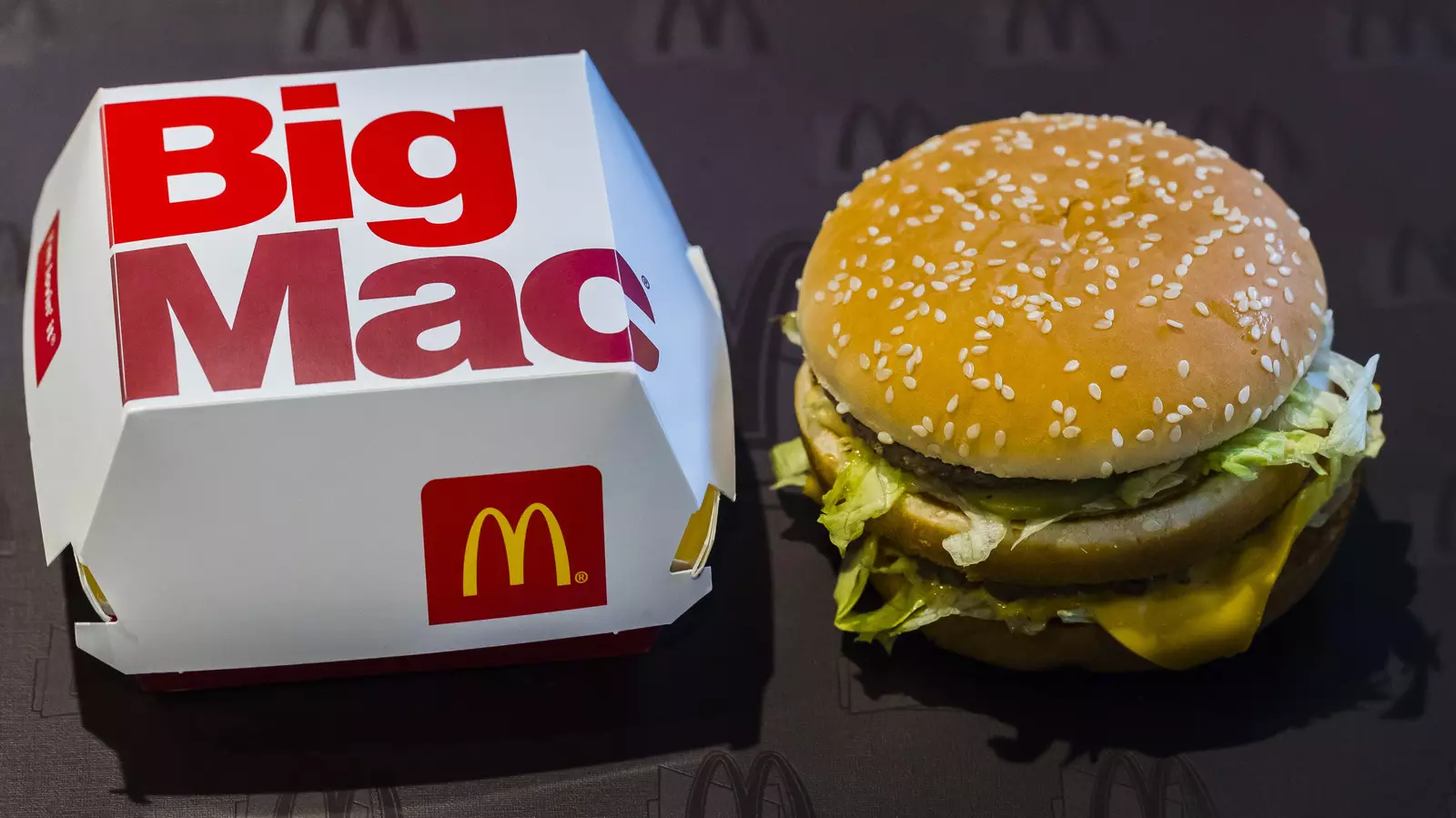 Se McDonald's facesse pizze Big Mac, ecco come sarebbero