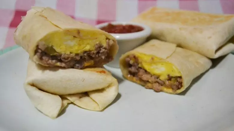 Recipe Breakfast Burrito kopia an'ny McDonald
