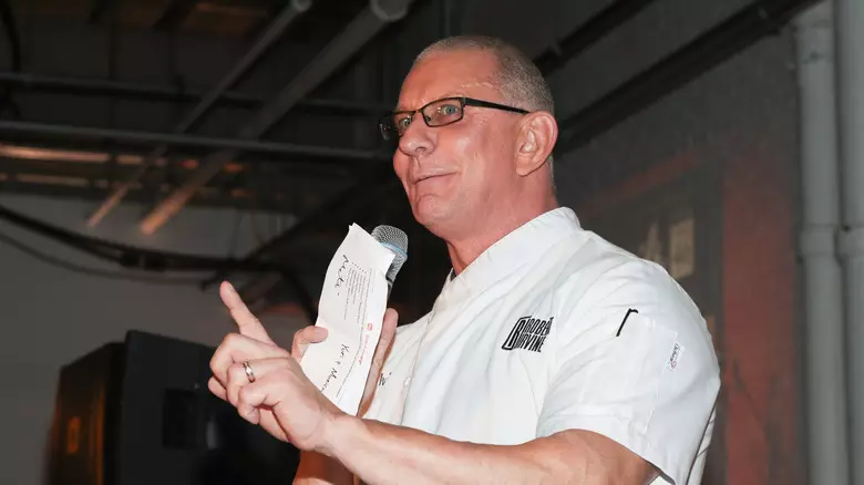 robert irvine slide profil