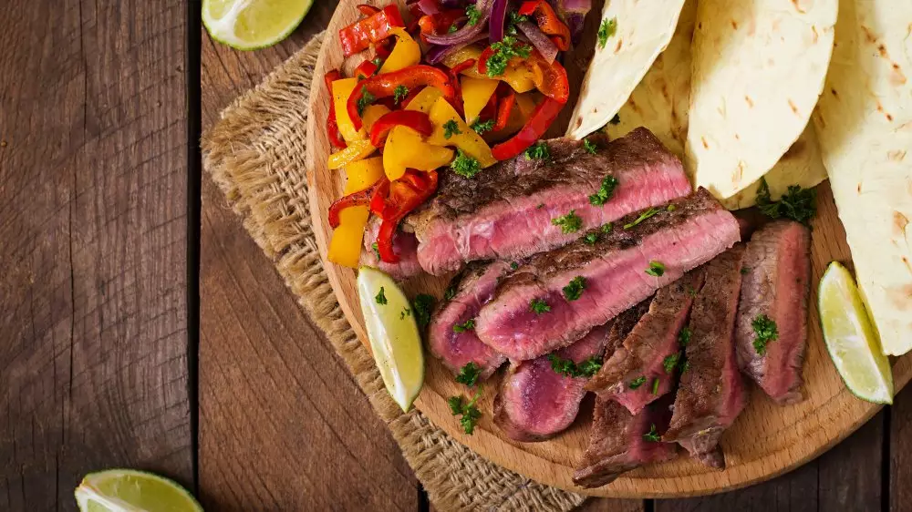 Mga steak fajitas