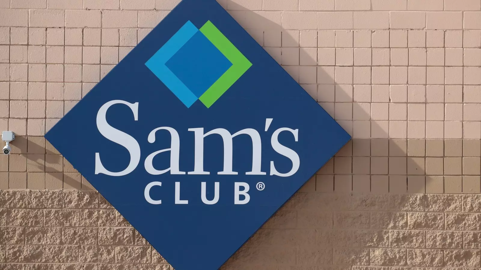 Ο φουτουριστικός τρόπος Το Sam's Club θα διατηρήσει σύντομα τα καταστήματά του καθαρά