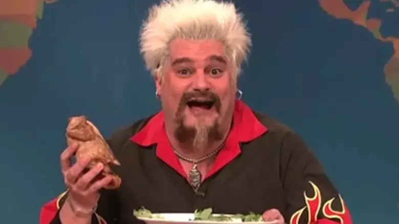 De Bobby Moynahan spillt de Guy Fieri