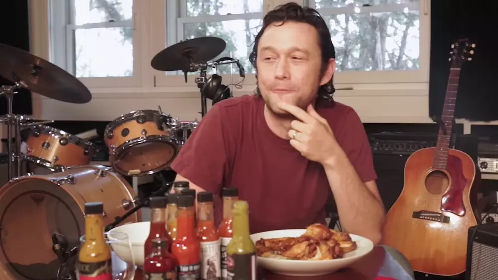 Joseph Gordon-Levitt despre Hot Ones