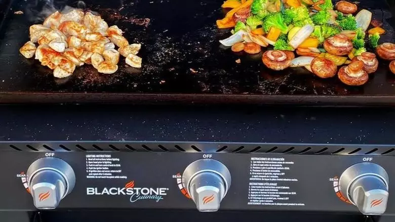 Blackstone Griddle s krevetami