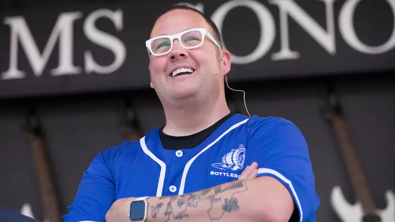 Graham Elliot smiler