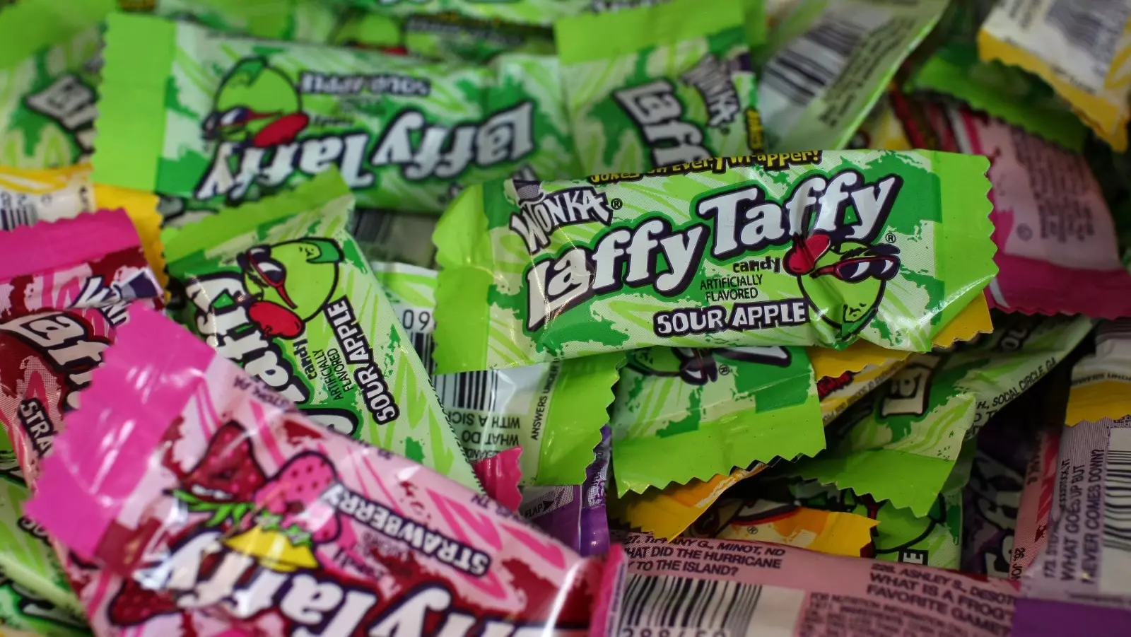 Tani waa waxa dhabta ah ee Laffy Taffy laga sameeyay