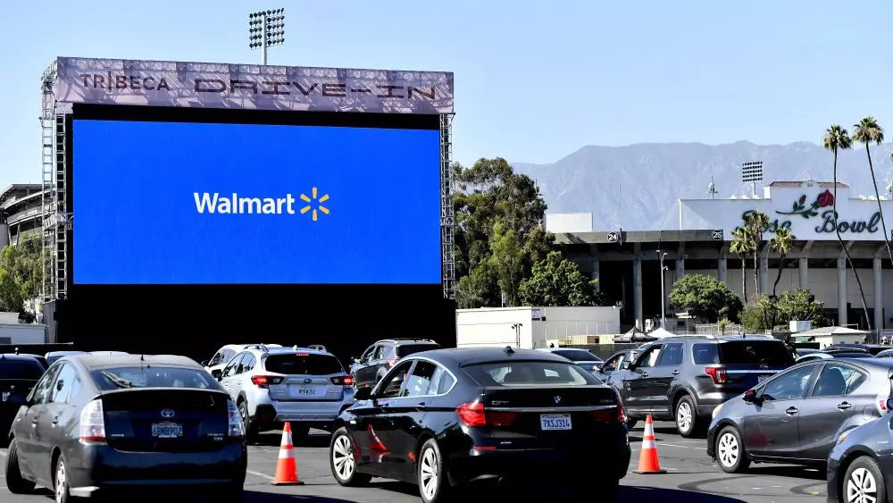 Film drive-in Walmart