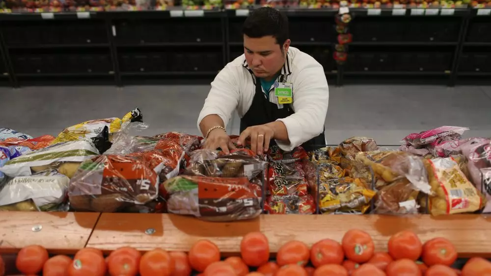 o que realmente fan os traballadores dos supermercados