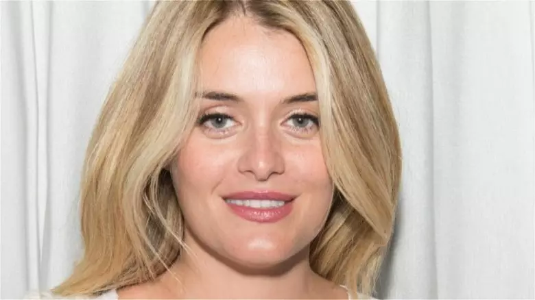 zbliżenie daphne oz