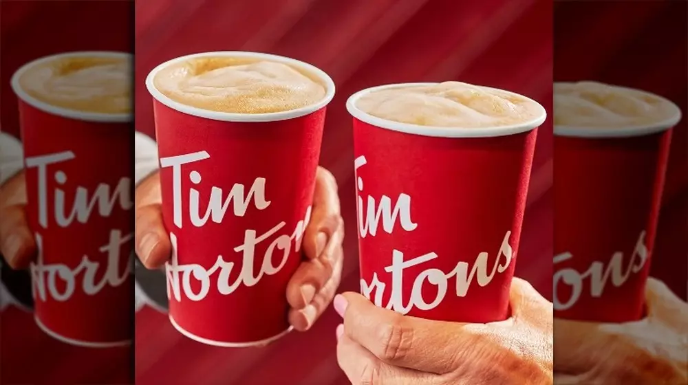 Tostio gyda choffi Tim Hortons