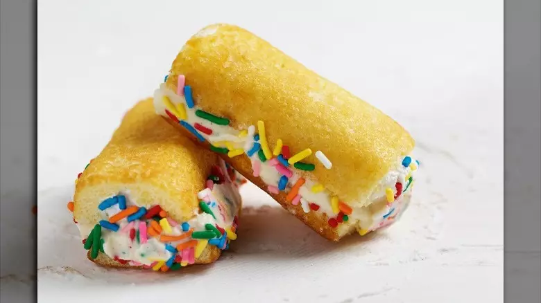 Жуп чачылган Twinkies