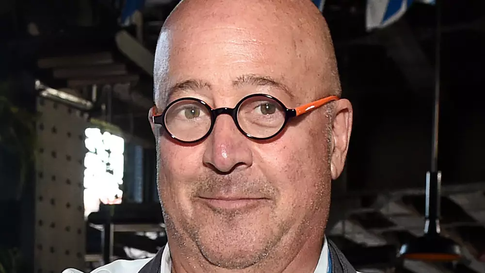 Andrew Zimmern gwenu