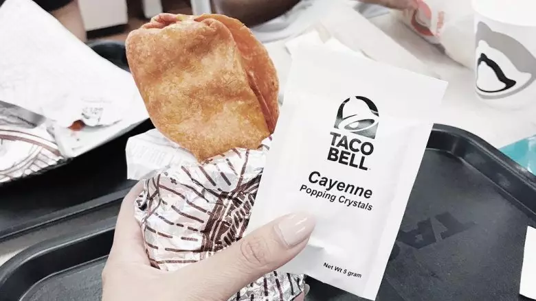 Burrito cu petardă Taco Bell