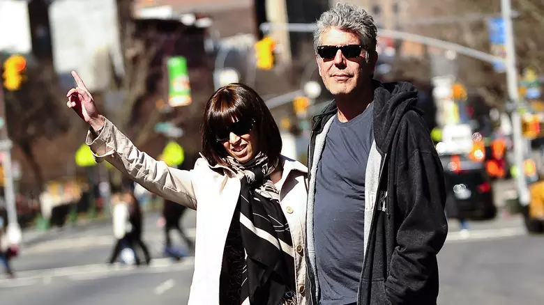 Anthony Bourdain ak Ottavia Busia -Bourdain