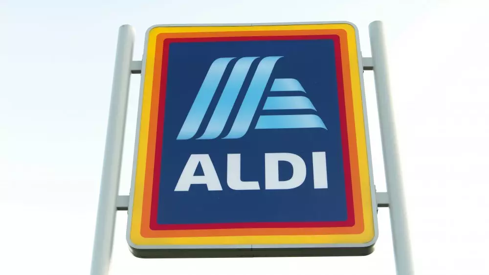 Aldi teken teen die lug