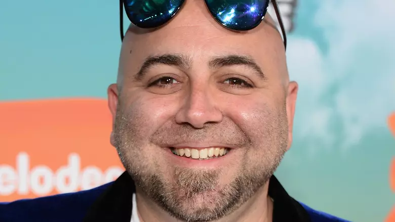 Duff Goldman nga adunay mga sunglass