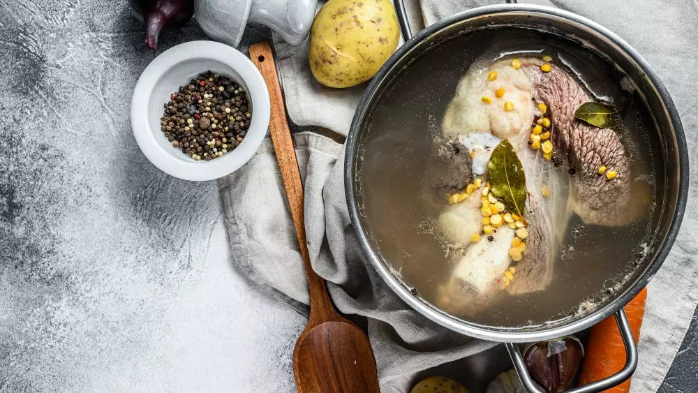 Ingrédients du bouillon d'os