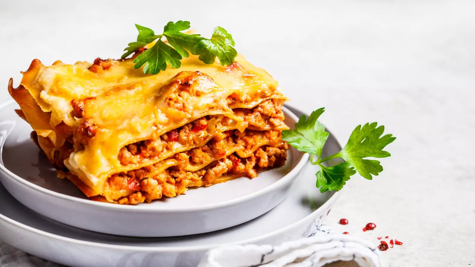 នេះគឺជាភាពខុសគ្នារវាង Lasagna និង Cannelloni