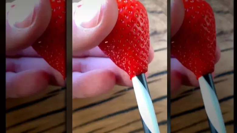 hack tiktok strawberry hulling