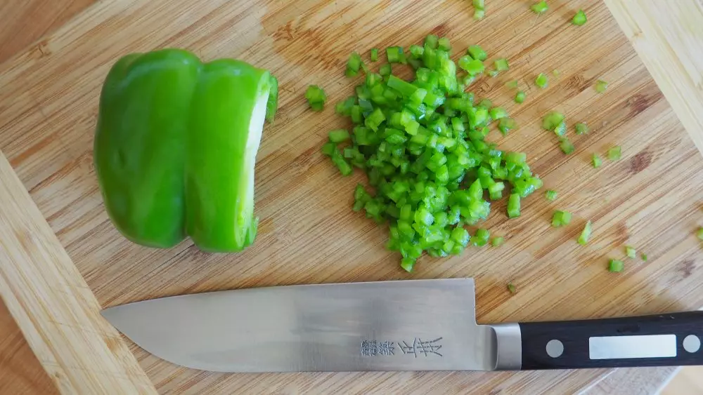 may green pepper ba ang cracker barrel meatloaf?