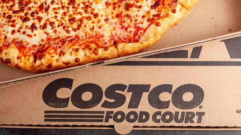 Costco pizza va oziq-ovqat korti qutisi