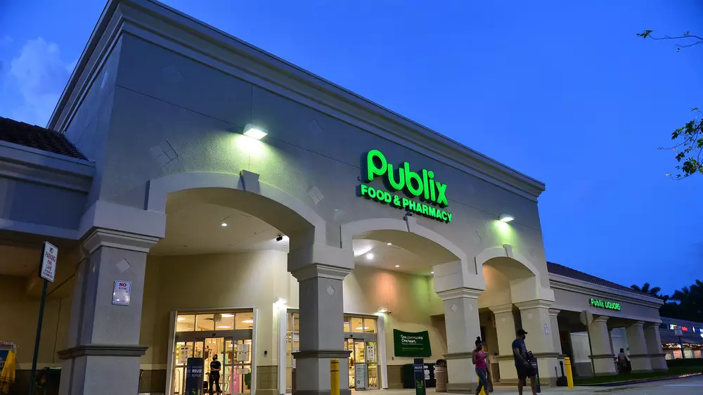 E jashtme e supermarketit Publix