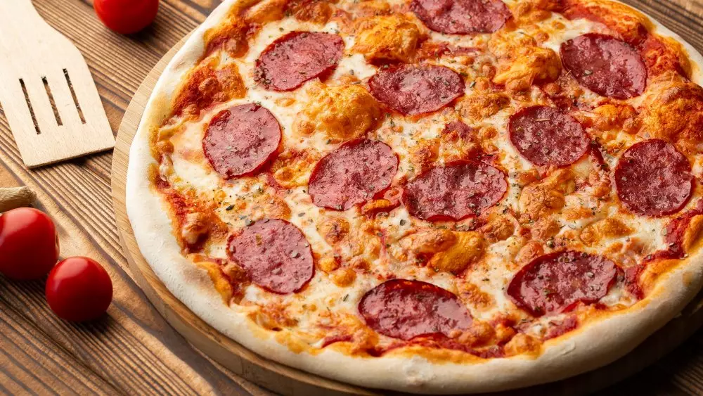 Pepperoni pizza