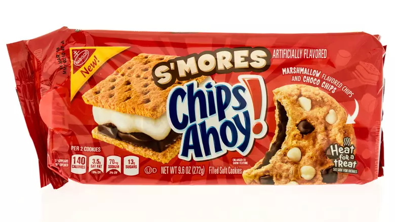 Một gói bánh quy Chips Ahoy S'mores