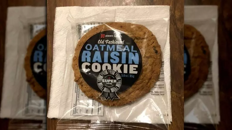 I-Oatmeal Raisin Cookie