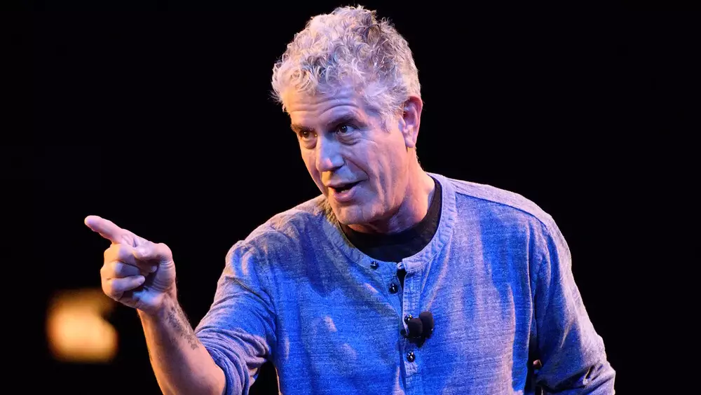 Îkona medyaya xwarinê Anthony Bourdain