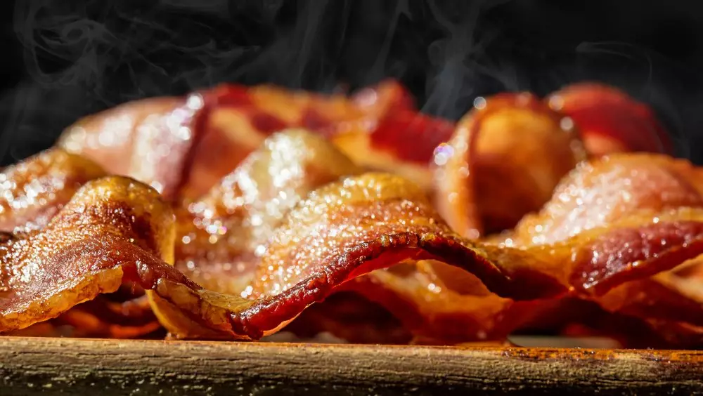 Kokt bacon